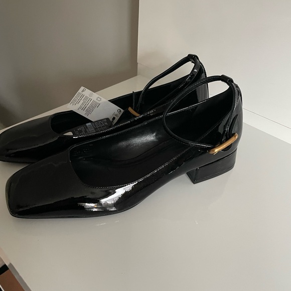 Massimo Dutti | Shoes | New Massimo Dutti Patent Leather Flats With ...